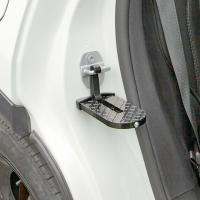 China Versatile Door Sill Easily Mounts to the Roof Fits Most Cars, Trucks, SUVs, Jeeps, Off-road Vehicles Easy Access to the Roof for sale