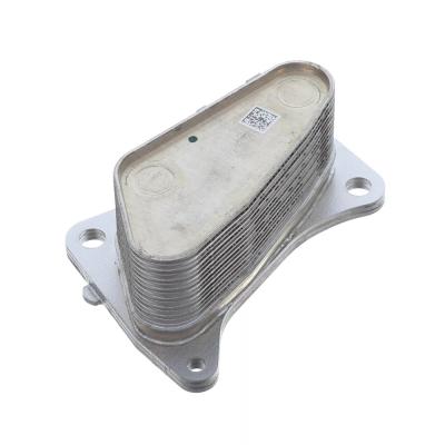 China FARPREEY 12678774 12640136 Engine Oil Cooler Suitable for 2016-2024 Buick Chevrolet GMC for sale