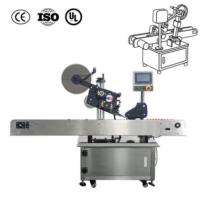 China Food Grade 304 Stainless Steel Horizontal Labeling Machine 50-300 Bottles Per Minute Fully Enclosed Clean Design for sale
