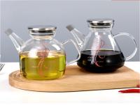 China 700ml High Borosilicate Glass Oil Dispensers Sauce Dispensers Clear Glass Canisters for sale