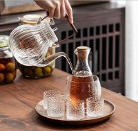 China Hammer Pattern Custom Wine Glasses Liquor Warmer Chiller Sake Set for sale