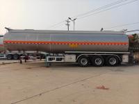 China 3 Axle Dry Bulk Cement Powder Tank Semi Trailer Design and with API Air Operated Valve for sale