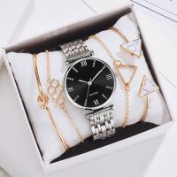 China OEM 31MM Ladies Watch Gift Set 3BAR Jewelry Diamond Dial Watch Set Japan Movt for sale
