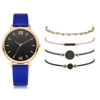 China 3ATM Ladies Watch Gift Set 34mm Black Women Leather Strap Watch for sale
