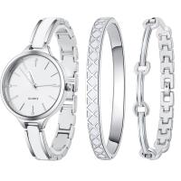 China Rosegold 18cm Watch Gift Set Ladies Diamond Women'S Watch And Bracelet Gift Set 3ATM for sale