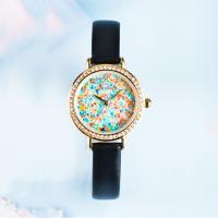 China Green 3ATM Ladies Wrist Watch Leather Strap for sale