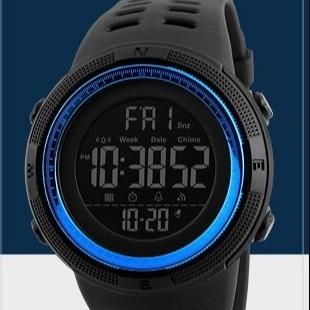 China Water Resistant 3ATM All Plastic Quartz Watch 48mm Lcd Quartz Watch for sale