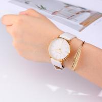 China Waterproof 3ATM Ultra Thin Quartz Watch 36mm Women'S Watch Gift Set for sale