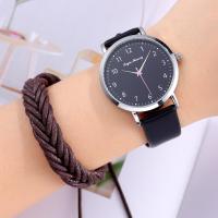 China OEM 38mm Ladies Watch Gift Set Black Leather Strap 3ATM Waterproof for sale