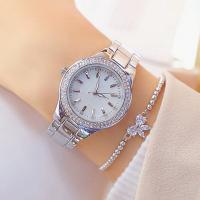 China Golden 3ATM Ladies Watch Gift Set  22cm Ladies Watch And Bracelet Set for sale