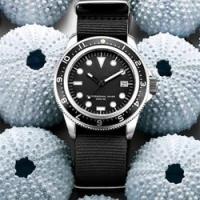 China Round ODM Analogue Wrist Watch 42mm Divers Wristwatch Nylon Strap for sale
