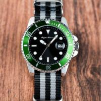 China 1.6 Inch Water Resistant Green Leather Watch 3ATM for sale