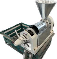 China 5hp Oil Press Automatic Screw Oil Press Machine 60kg/H small scale oil press stainless steel hopper for sale