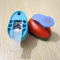 China Metal and ABS 6x3.8x5cm Medium Paper Punch for DIY Decorative Mini Eva Foam Embossing for sale