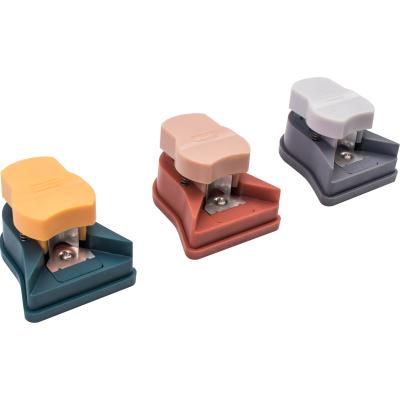 China Standard Punch PVC Card Unique Construction Paper Corner Rounder for 51 g Package Weight for sale