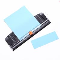 China Style Manual Paper Cutter A4 Portable Desktop Mini Paper Trimmer for Office School for sale
