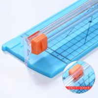 China Maximum Cutting Thickness 12 Sheets of 80GSM Paper Mini Manual Paper Cutter for Office for sale