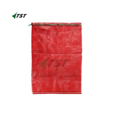 China Red Color 15kg 25kg 50x80 PP Mesh Sack For Agriculture Packaging for sale