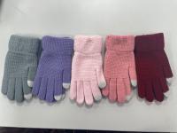 China Custom Insulated Winter Knit Gloves with Touchscreen Compatibility - Stretchy Fit & Windproof Design for Outdoor Activities for sale