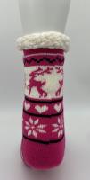 China Double Layer Jacquard Snowflake Socks - 98% Acrylic 2% Spandex, 200K Dozen Monthly Capacity for sale