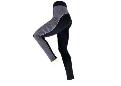 China Custom Women's Seamless Leggings with 230 GSM Fabric and High Elastic 1:2.6 Ratio for Yoga and Fitness for sale