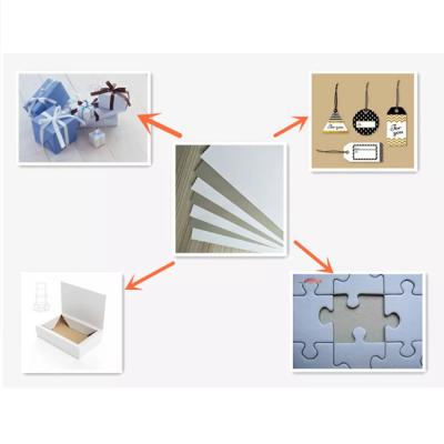 China Recycled Wood Pulp White Cardboard Paper T Shirt Folder Board Design Type Color for sale