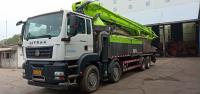 China Zoomlion 56X-6RZ Refurbished Concrete Pump Truck with 56m Reach and 180 m³/h Output Capacity for sale