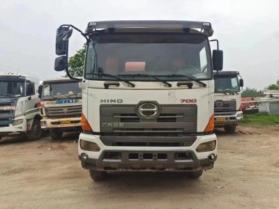 China Zoomlion Refurbished Concrete Mixer Truck 12m³ Capacity with 350HP HINO P11C-VK Engine for sale