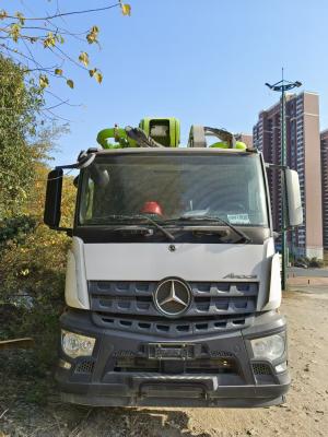 China Used Zoomlion ZLJ5441THBBF Concrete Pump Truck 180m3/h Mercedes-Benz Chassis 58m Vertical Reach for sale