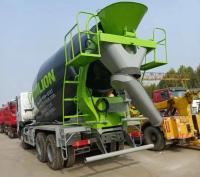 China Zoomlion 12m3 Refurbished Concrete Mixer Trucks With HOWO TX 6x4 Chassis 371HP for sale