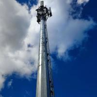 China Custom Galvanized Monopole Telecom Tower, 10-60m, Q355 Steel, for Urban 4G/5G Communication Network for sale