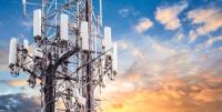 China Hot Dip Galvanized Telecom Tower Q355 Steel 10-120m for 4G 5G Base Station for sale