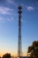 China Hot Dip Galvanized Telecom Tower Q355 Steel 10-120m for 4G 5G Base Station for sale