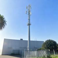 China 30 Meter Tower Monopole Hot-Dip Galvanized Tapered Steel 5G Cell Tower with Circular Platform for 4G Telecommunication for sale