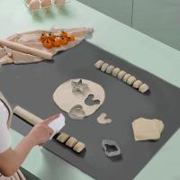 China Practical Silicone Baking Sheet Harmless , Heat Resistant Silicone Pastry Mat for sale