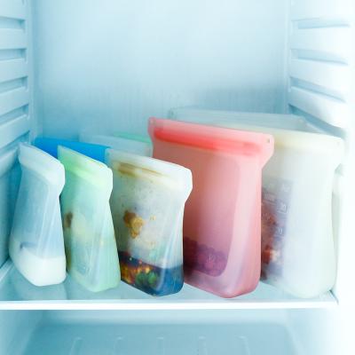 China Square Reusable Silicone Food Bag 2000ML A Style Multipurpose for sale