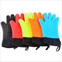 China Double BBQ Silicone Oven Gloves Heat Resistant Harmless Practical for sale