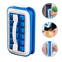 China Portable Bottle Ice Cube Maker Leakproof , Non Stick Silicone Trays For Freezing for sale