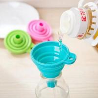 China Folding Portable Silicone Liquid Funnel , Food Grade Collapsible Silicone Funnel for sale