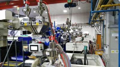 China Gravimetric Mixing Blending Blender for Injection Blow molding and Extrusion OGB-100 with Precise Measuring for sale