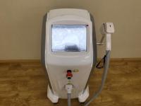 China 808nm 810nm Diode Laser Hair Removal Machine For Dark Skin Multifunction for sale