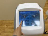 China Ladies Painless 808nm Diode Laser Hair Removal Machine For Remove Unwanted Hair for sale