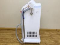 China Painless 808nm Diode Laser Hair Removal Machine , Laser Hair Removal Treatment Equipment for sale