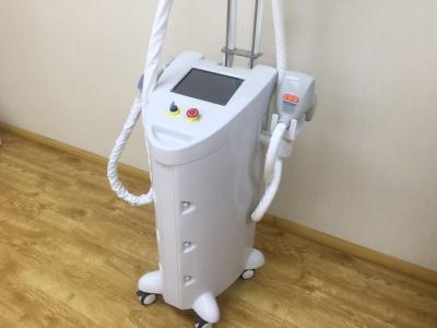 China Kuma Shape Biopolar Vacuum RF Slimming Machine For Body Contouring 700nm-2500nm for sale