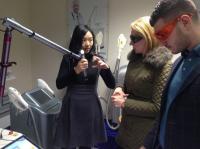 China Q Switched Nd Yag Laser Pigmentation Removal Machine , Laser Tattoo Removal Equipment for sale