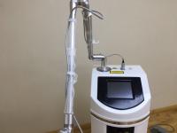 China Co2 Fractional Laser Wrinkle Remover Machinefor Skin Treatment 10600 nm for sale