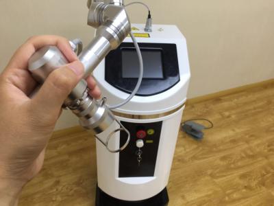 China RF Co2 Fractional Laser Scar Removal Machine , Fractional Laser Skin Treatment Machine for sale