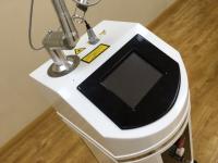 China Fractional Co2 Laser Skin Resurfacing For Remove Surgical Scars Actinic Keratosis for sale