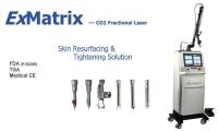 China Long Flexible Arm Vertical Type Fractional Co2 Laser Treatment For Acne Scars for sale