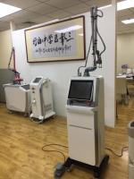 China Laser Stretch Mark Removal Co2 Fractional Laser Machine Skin Renewal Regeneration for sale